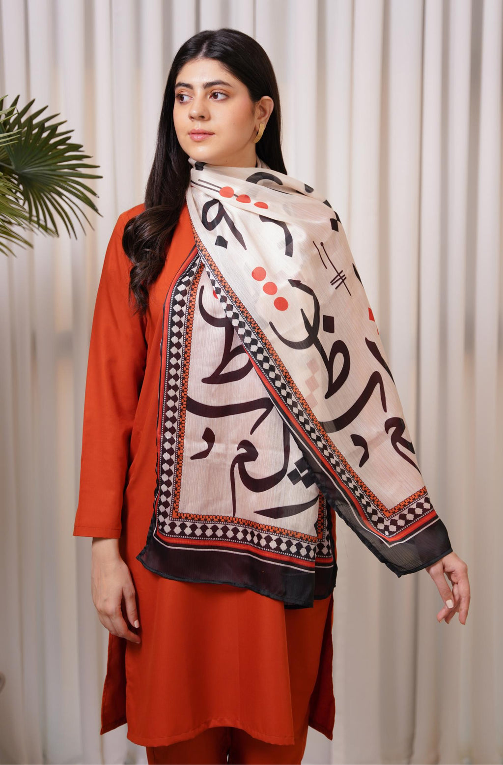 Sooraj (Sunshine) - Cream & Black Scarf – Manto USA