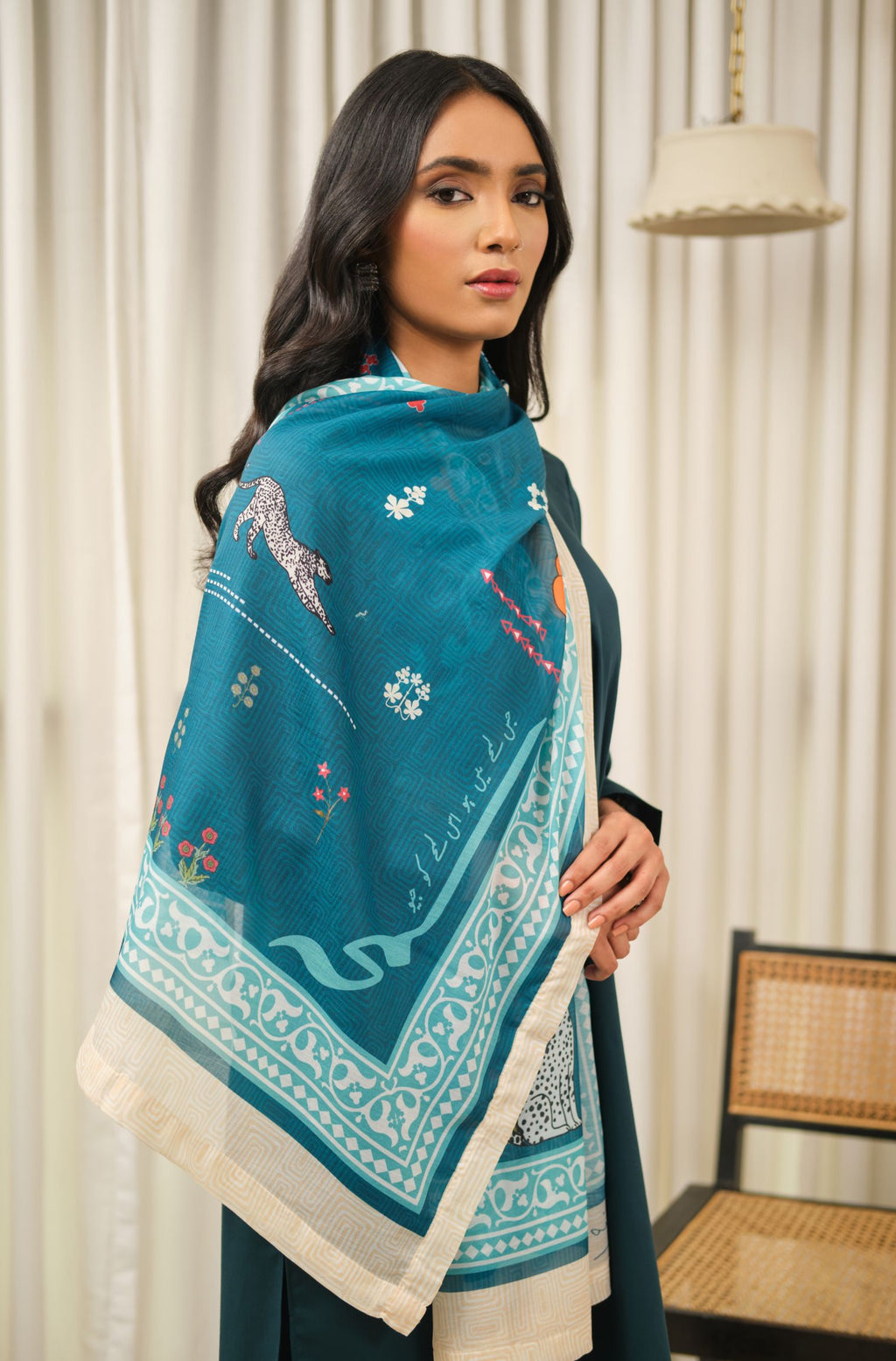 Aqs Scarf - Urdu Wearable – Manto USA